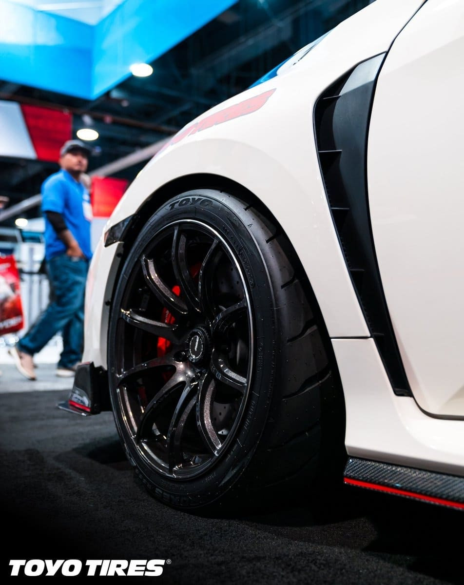 Llantas TOYO Proxes R888R 225/50ZR15 | Virtual Llantas