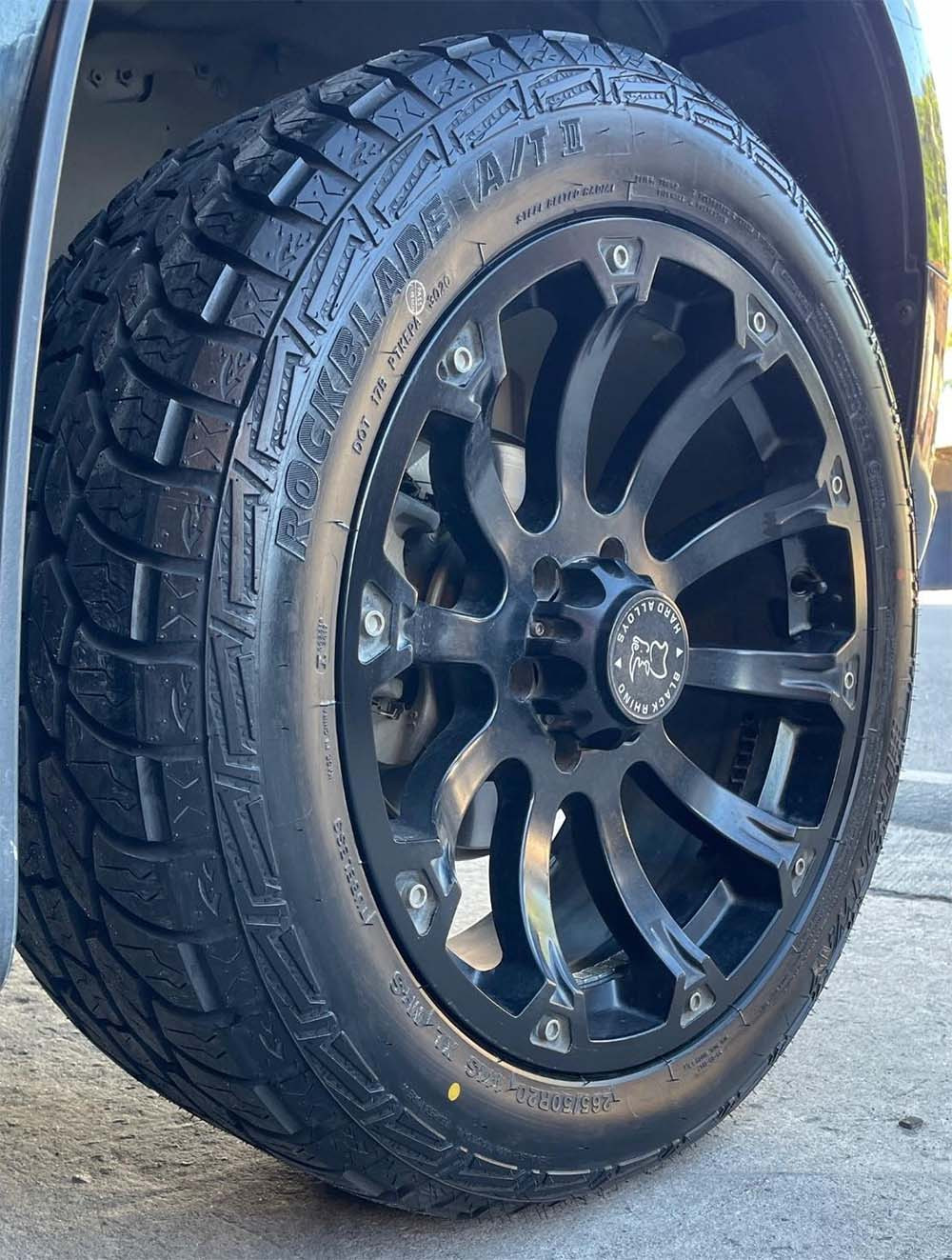 Llantas FRONWAY Rockblade A/T II LT265/70R16 | Virtual Llantas