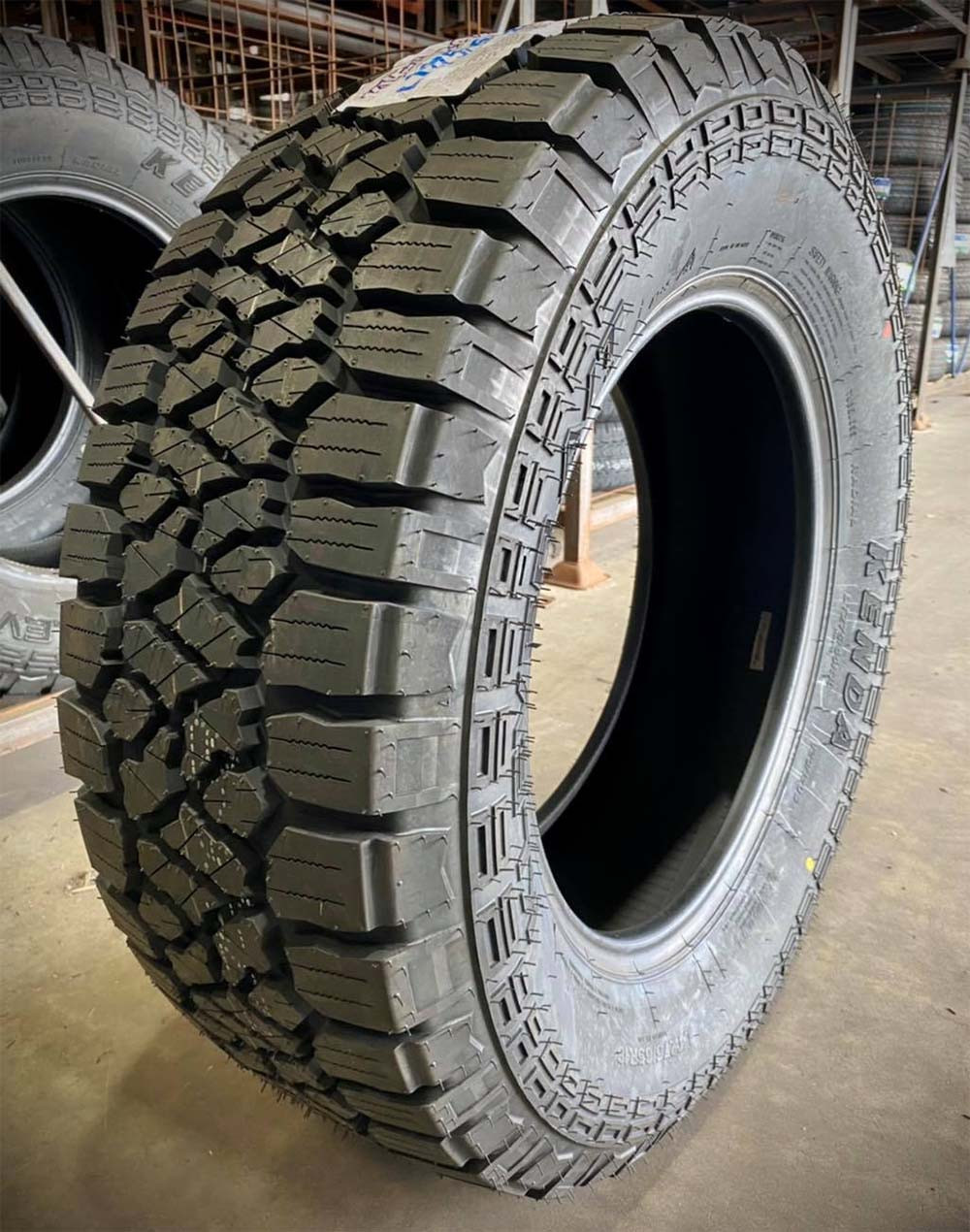 Llantas KENDA KLEVER A/T2 KR628 27X8.5R14 | Virtual Llantas