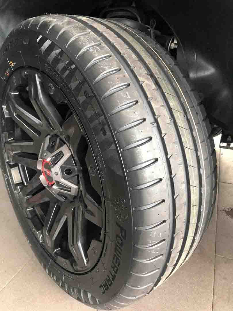 Llantas POWERTRAC Racing Pro 245/40R20 | Virtual Llantas