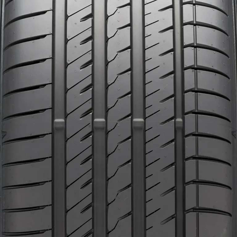 Llantas SUMITOMO HTR Z5 235/40R18 | Virtual Llantas
